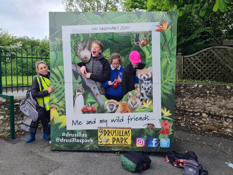 3LM and 3JB Visit Drusillas - News Blog - Saxon Mount School